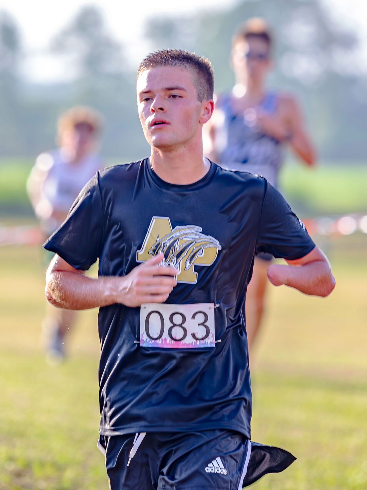 Anahuac cross country competes at Huffman | Local | baytownsun.com