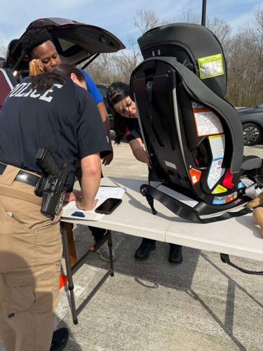 Certified Child Passenger Safety Technicians teach parents car seat ...