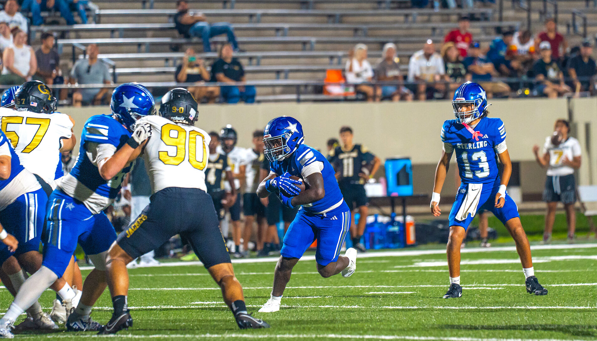 Rangers swat Yellowjackets for Anthony’s 1st win | Sports | baytownsun.com