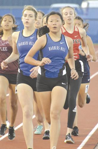 Barbers Hill teams sweep own relay meet | Sports | baytownsun.com