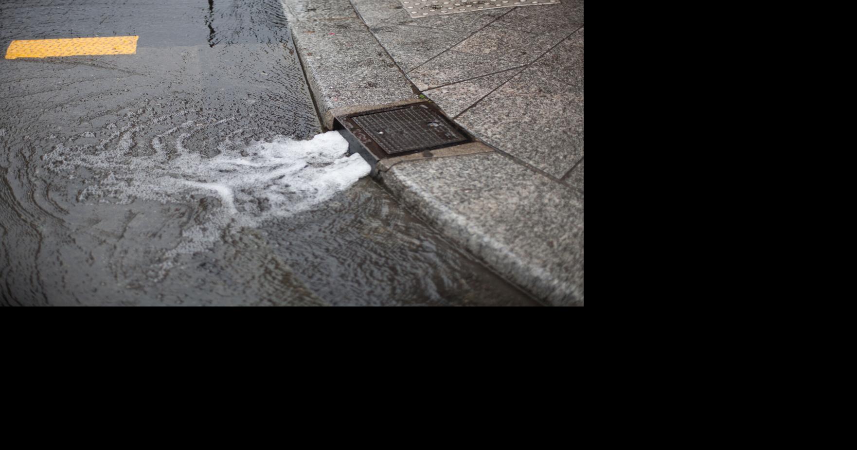 Waste water overflow due to high-intensity rain | Local | baytownsun.com