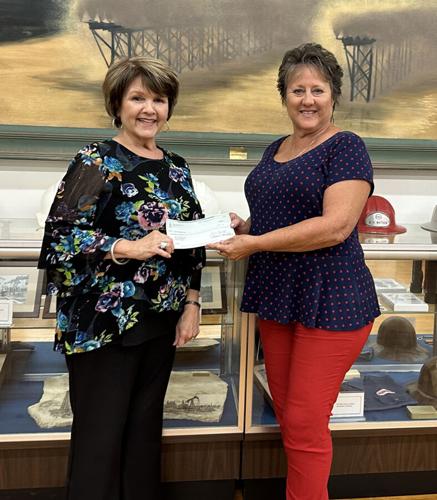 Baytown makes donation to Bay Area Heritage Society | News | baytownsun.com