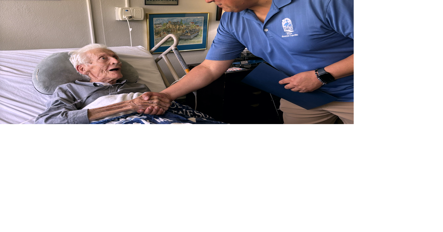 Mayor proclaims Clyde Combs Day | Local | baytownsun.com