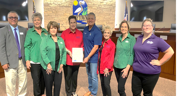 Pilot Club of Baytown accepts Proclamation from City of Baytown Mayor ...