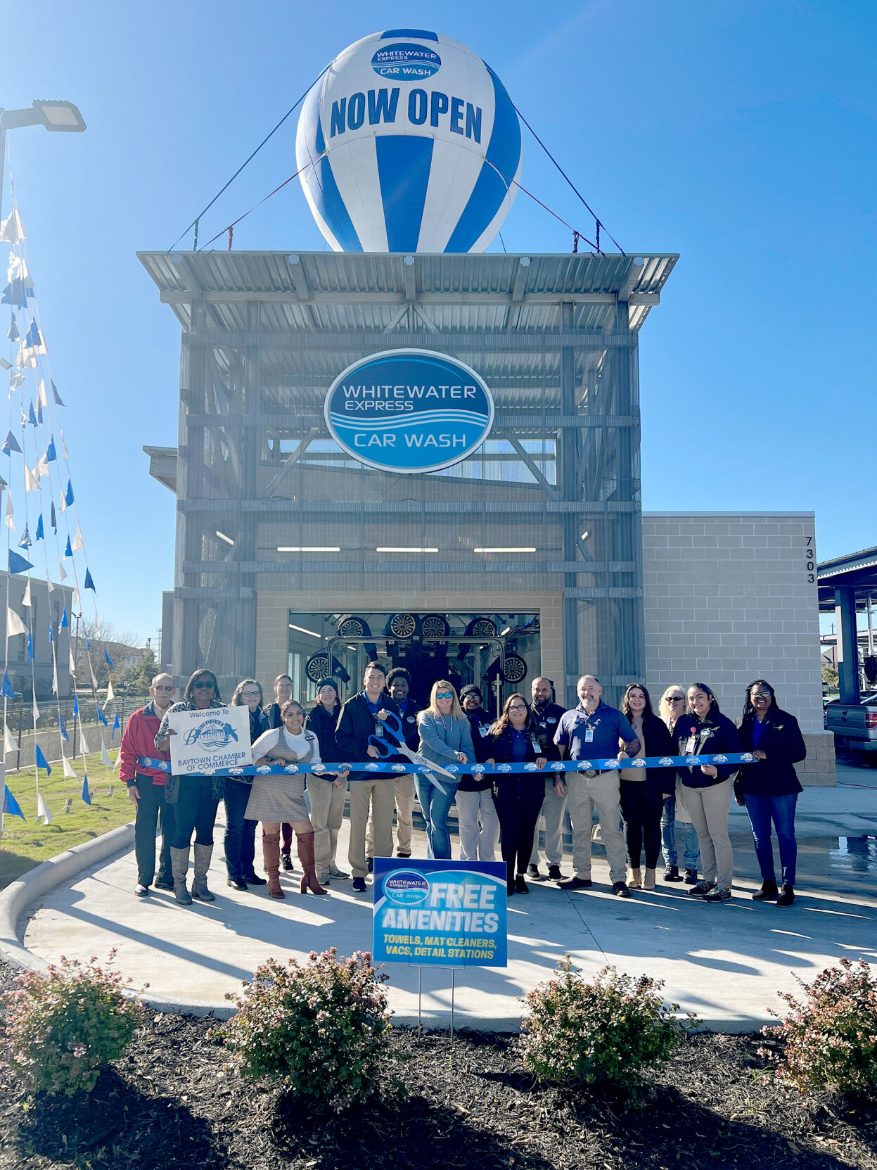 Whitewater Express Car Wash holds ribbon cutting | Local | baytownsun.com