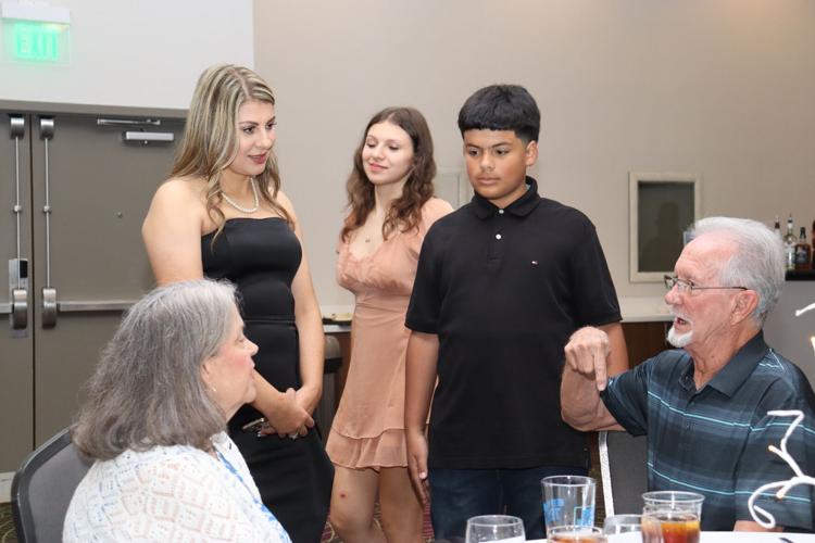 Baytown Habitat for Humanity honors volunteers | News | baytownsun.com