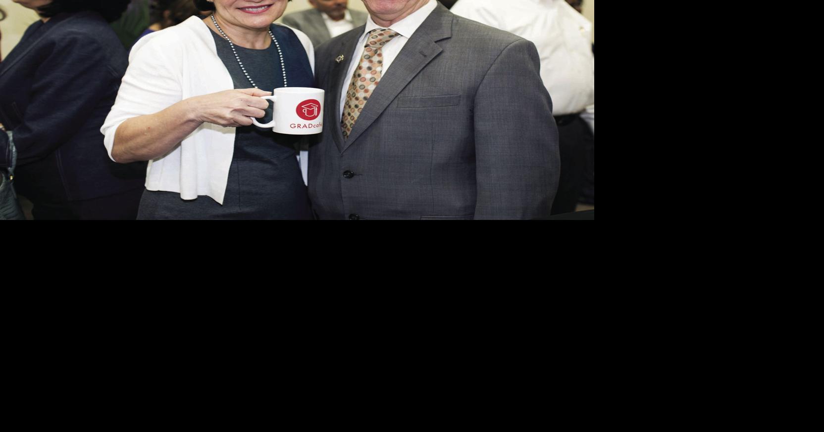 Project GRAD Houston, Lee College celebrate opening of GRADcafe | News ...