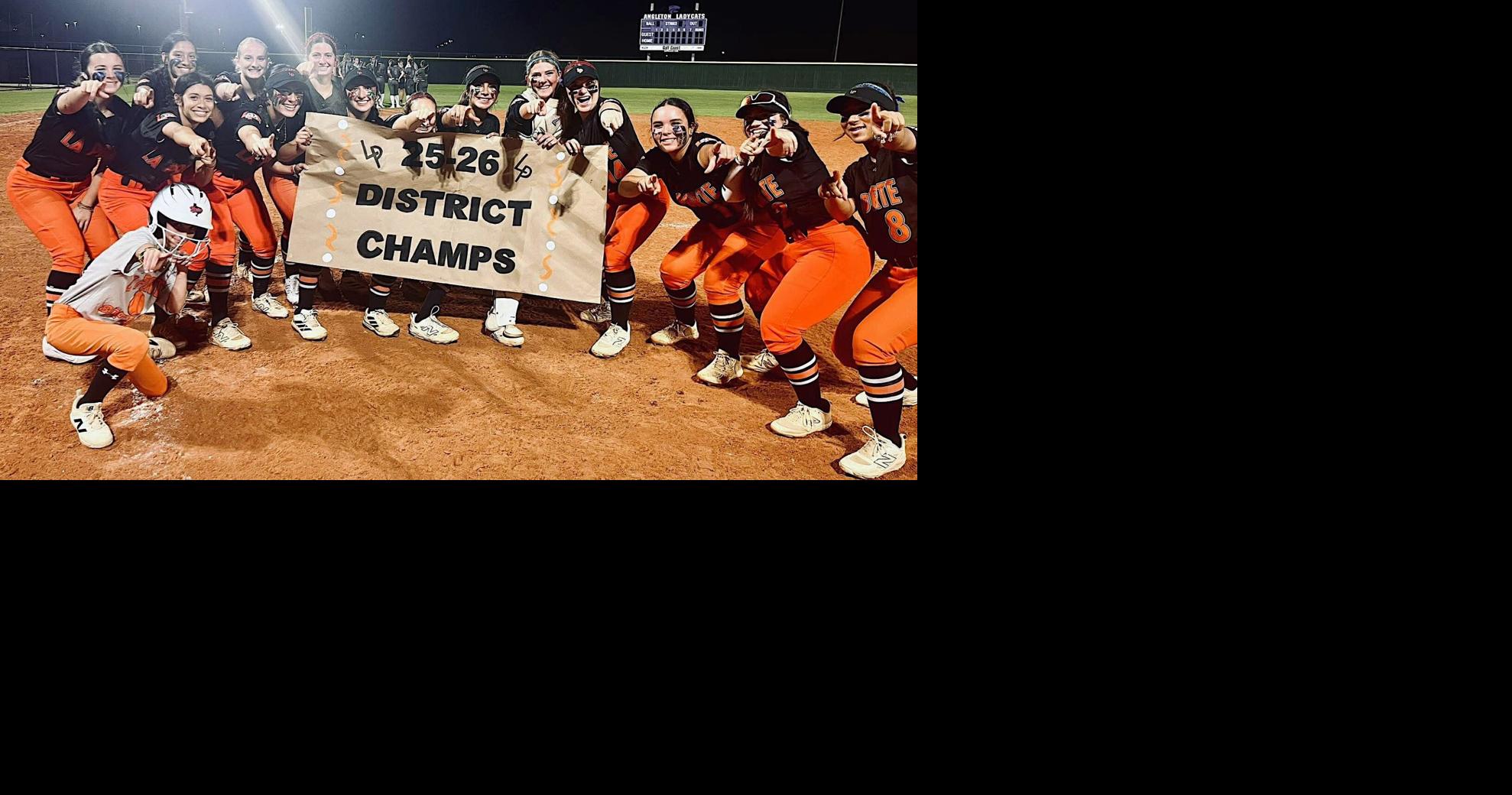 La Porte pounds Angleton to clinch 20-5A title | Sports | baytownsun.com