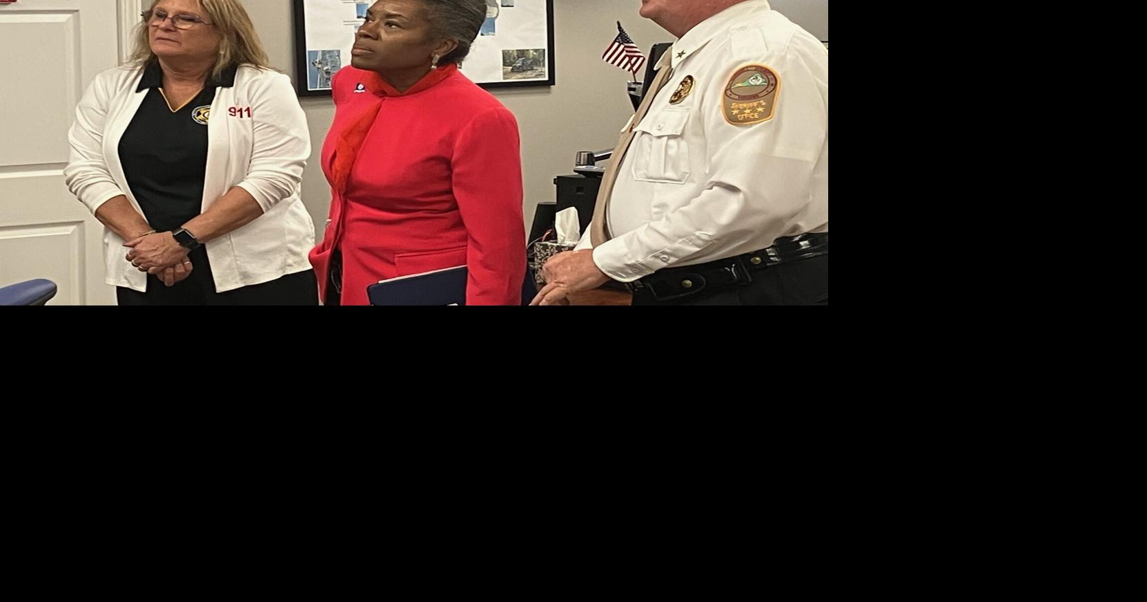 Virginia's lieutenant governor visits Tazewell County 911 Center | News ...