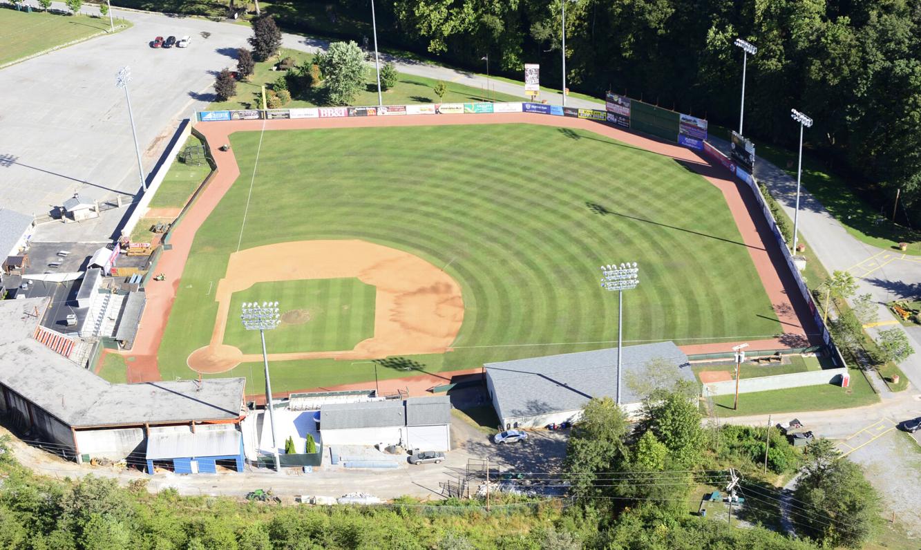 Bluefield Blue Jays sending off seniors with special baseball game Aug ...