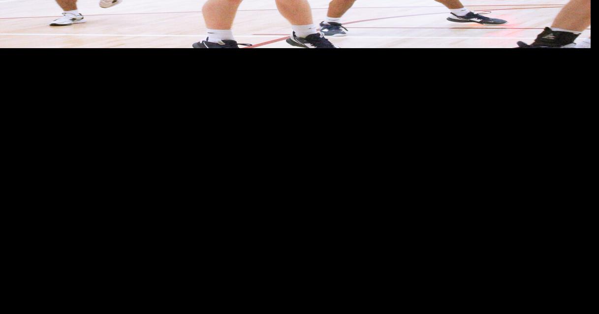 Cold-handed Graham holds off Union Beavers 54-40 in regional opener ...