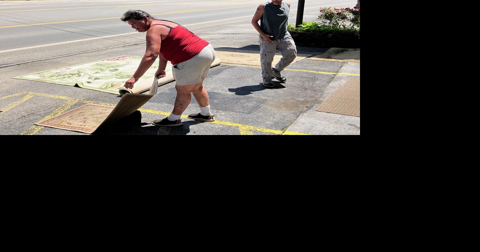 Residents cleaning up after flooding hits the Bluewell community | News ...
