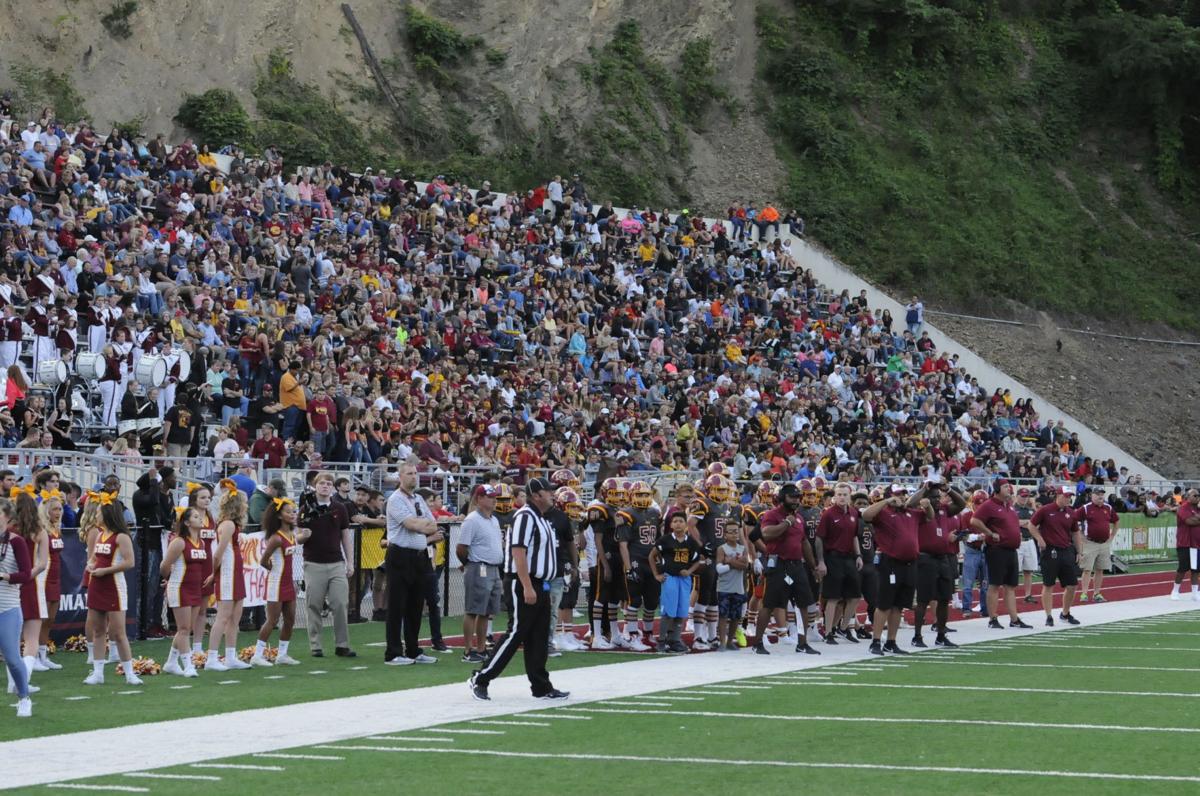 Slideshow: 2018 Beaver-Graham football game | Gallery | bdtonline.com