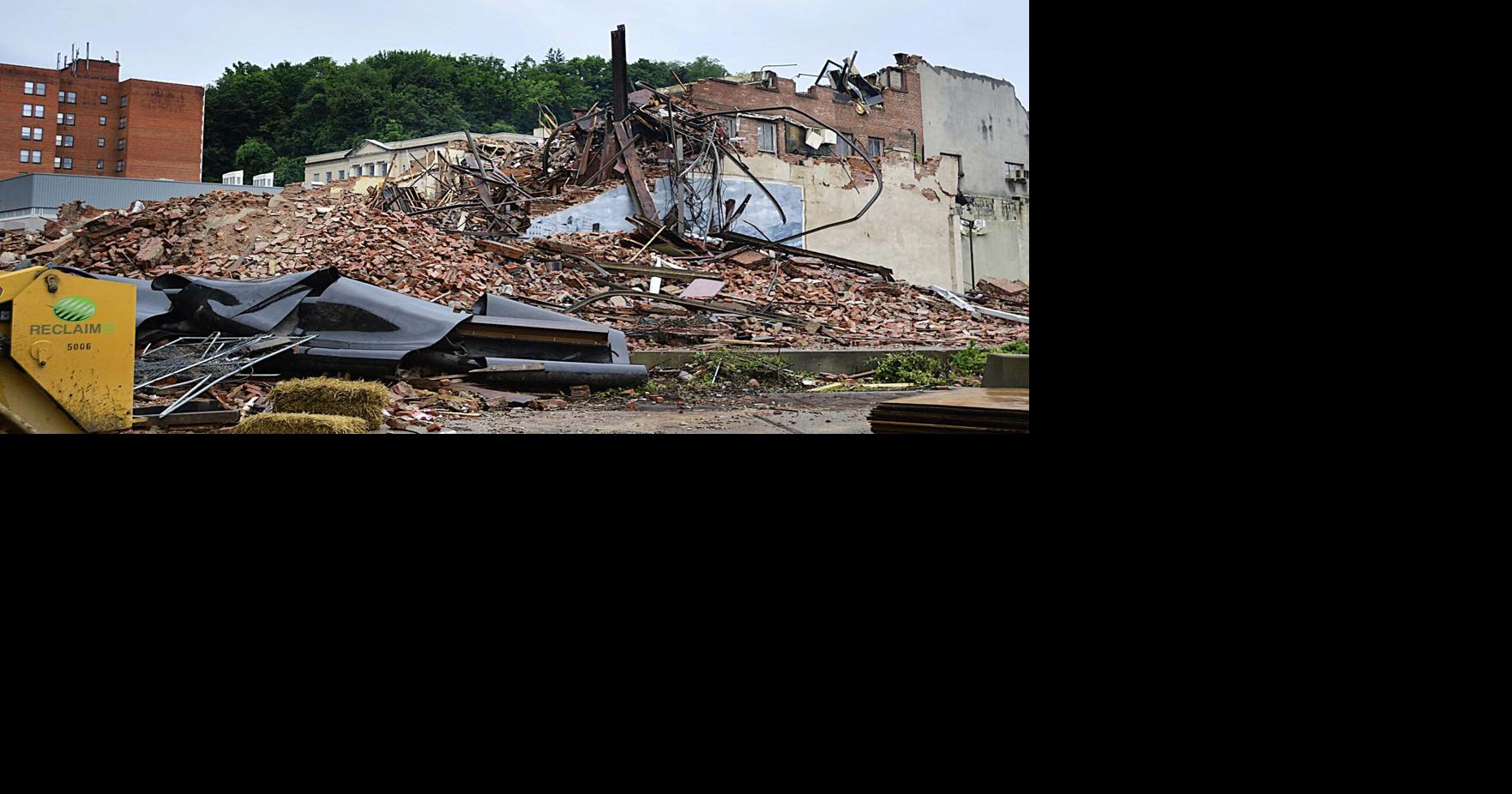 Eight-story Montgomery Ward coming down in record time | News ...