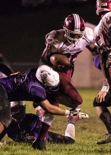 Dynamite!!! JJ Davis with 4 TDs: Conditions no problem for Beavers ...