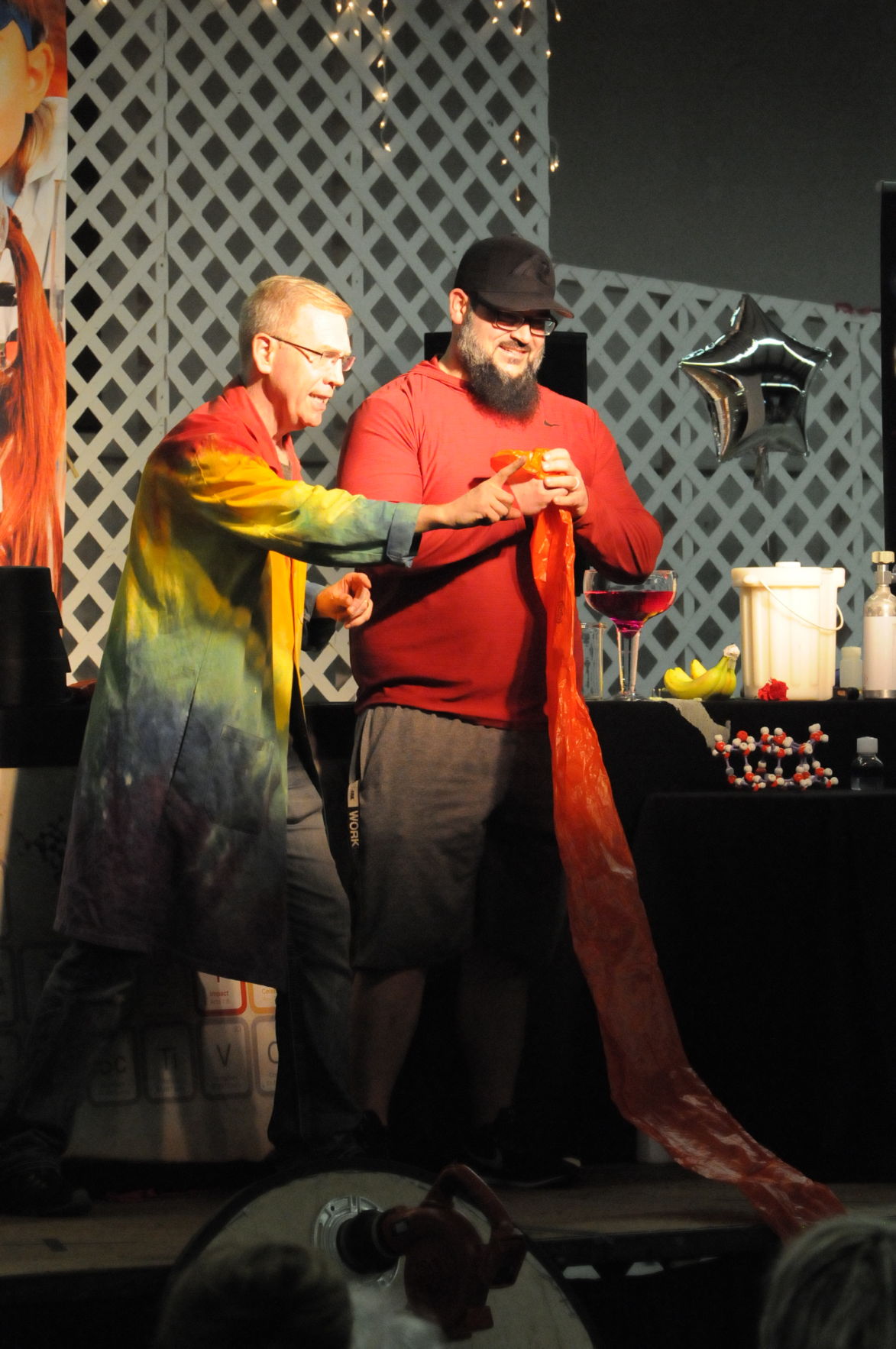 Slideshow: Amazing Chemistry Show | Gallery | bdtonline.com