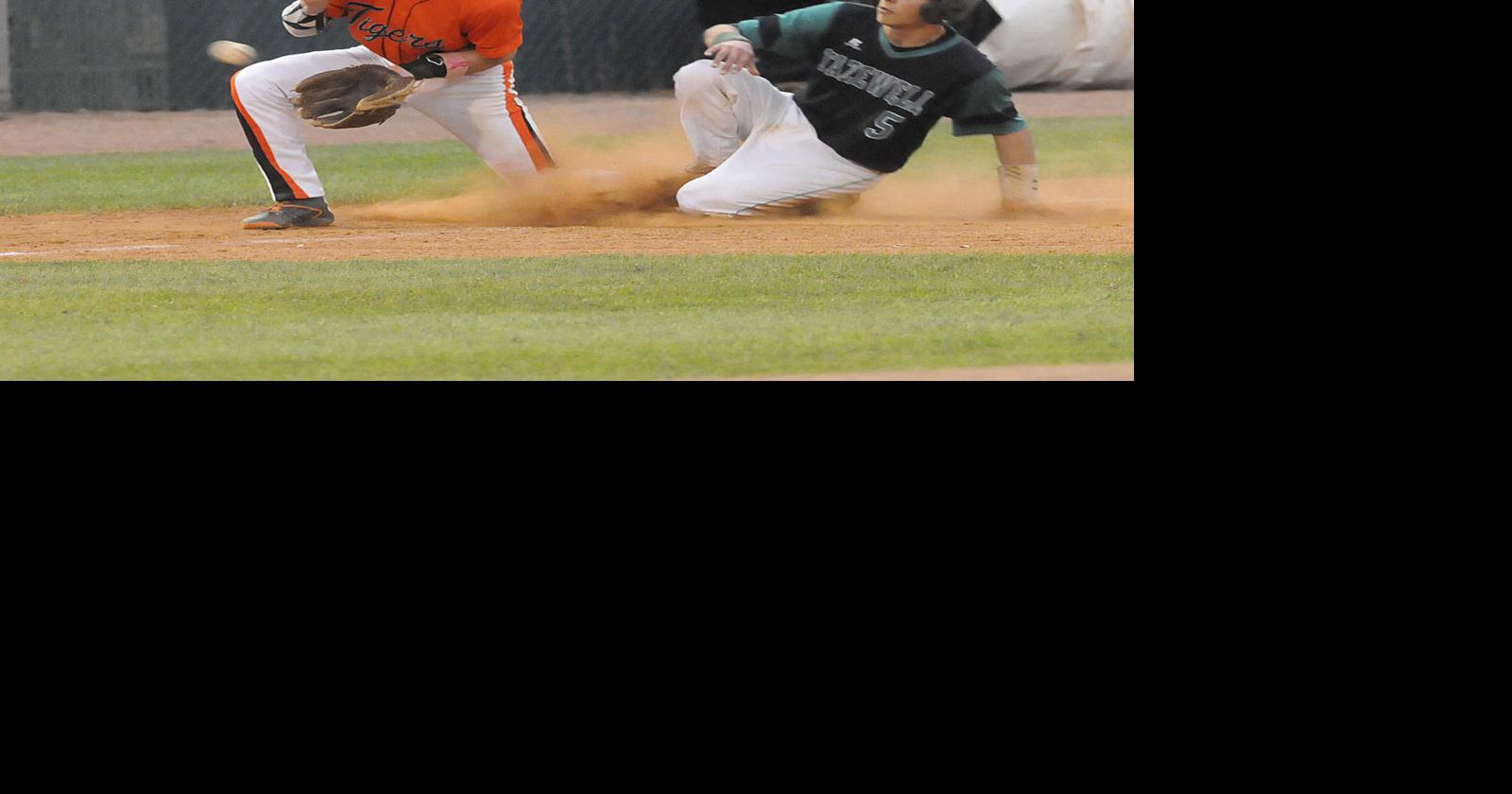 Rebels thump Honaker to win CRC baseball crown | Sports | bdtonline.com