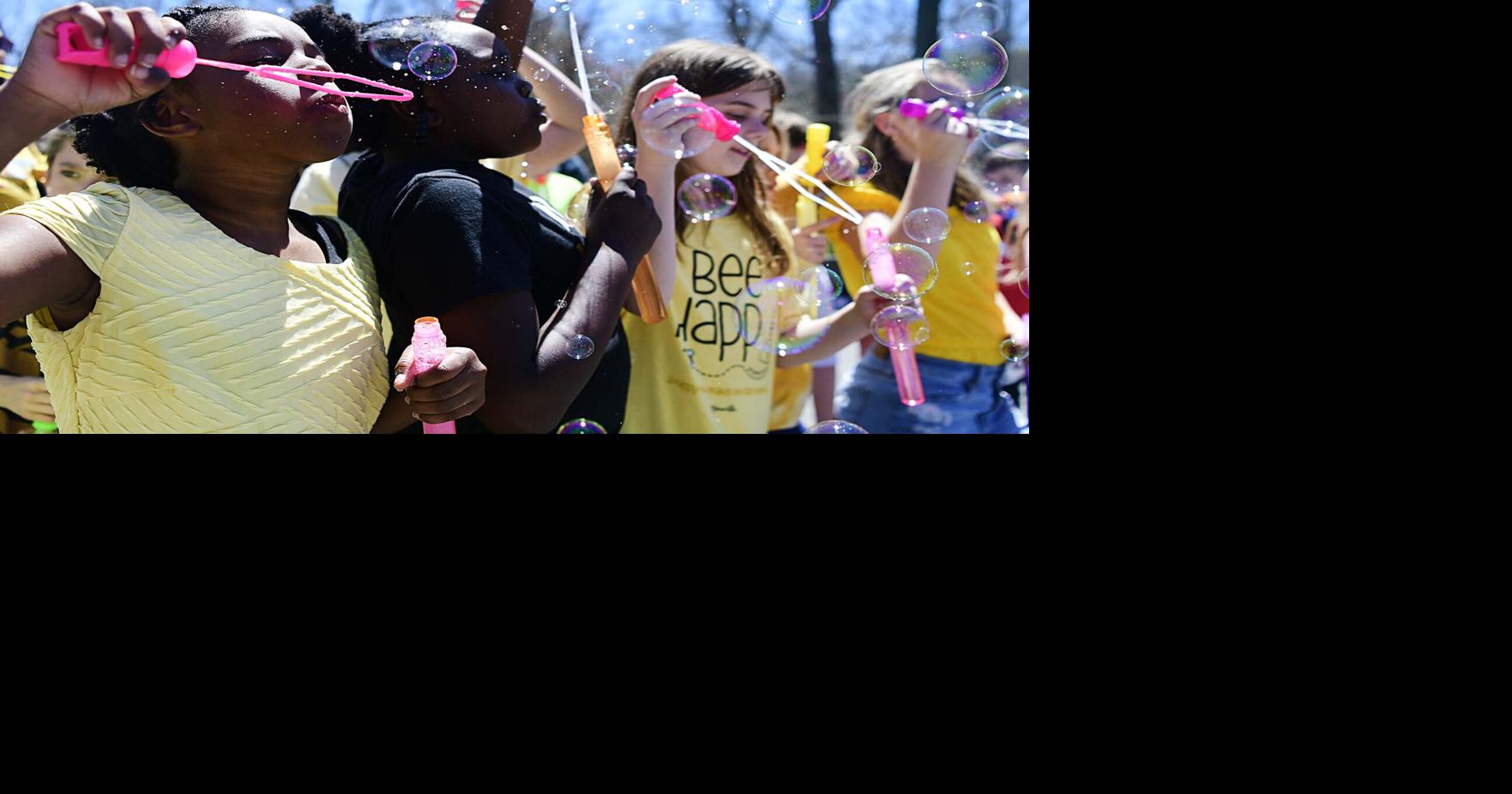 SLIDESHOW - Bubbles for Autism for Autism Awareness Month at Glenwood ...