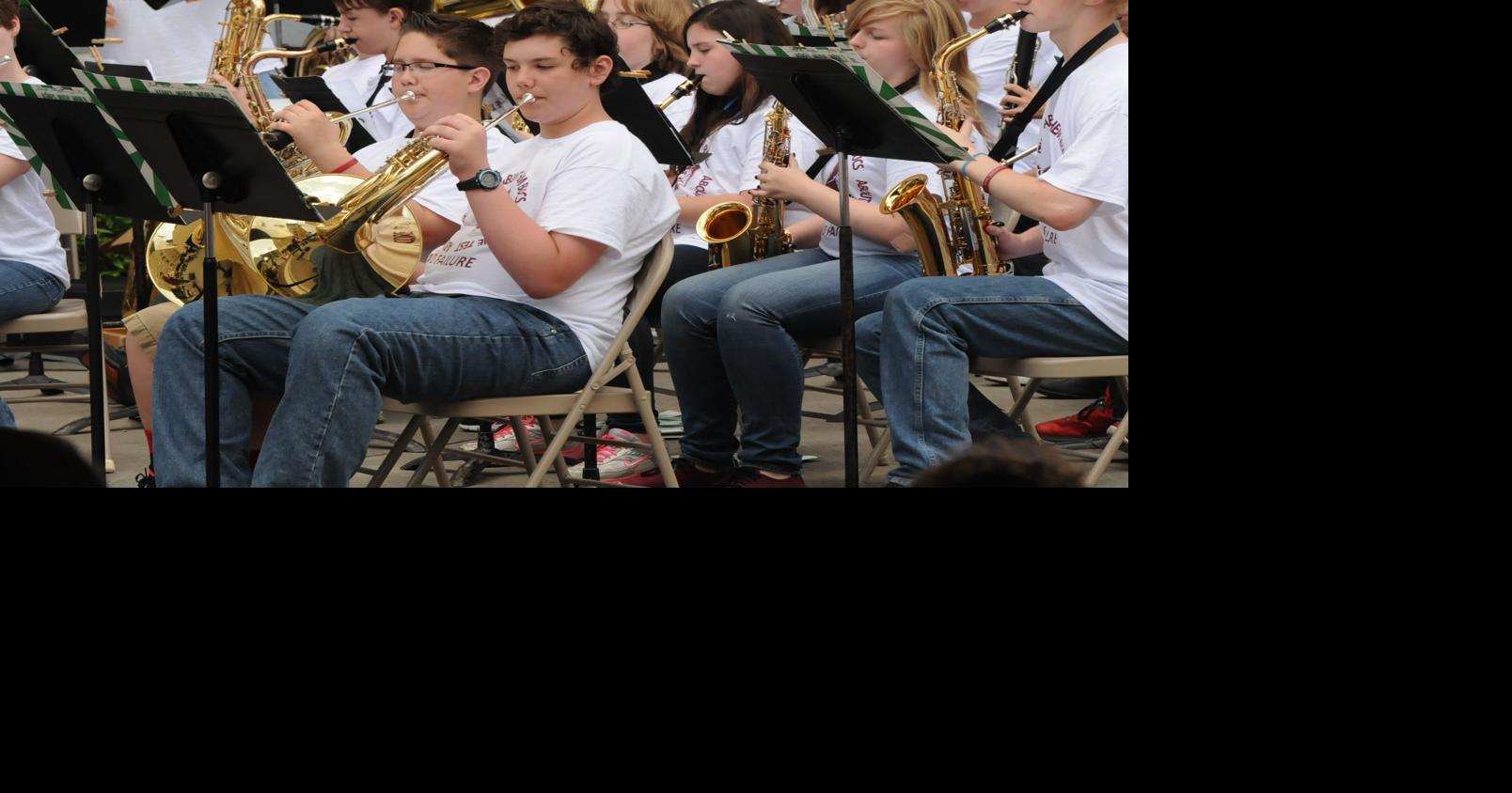 Slideshow: Bluefield Middle School Concert Band Performs at Chicory ...