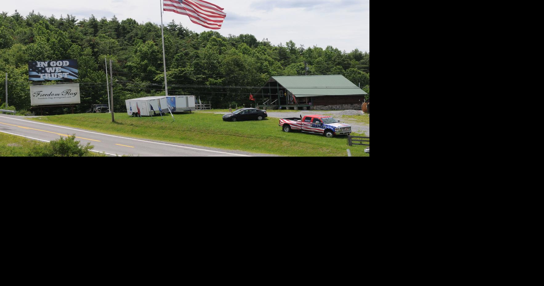 Flat Top Freedom Flag pole undergoes repairs | News | bdtonline.com