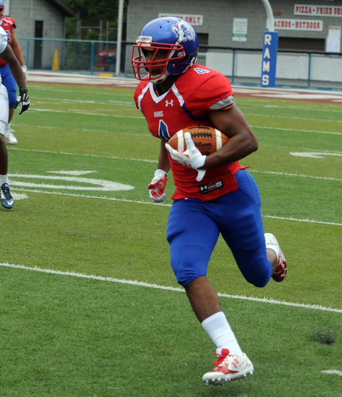 Slideshow Point at Bluefield College Football | Gallery | bdtonline.com