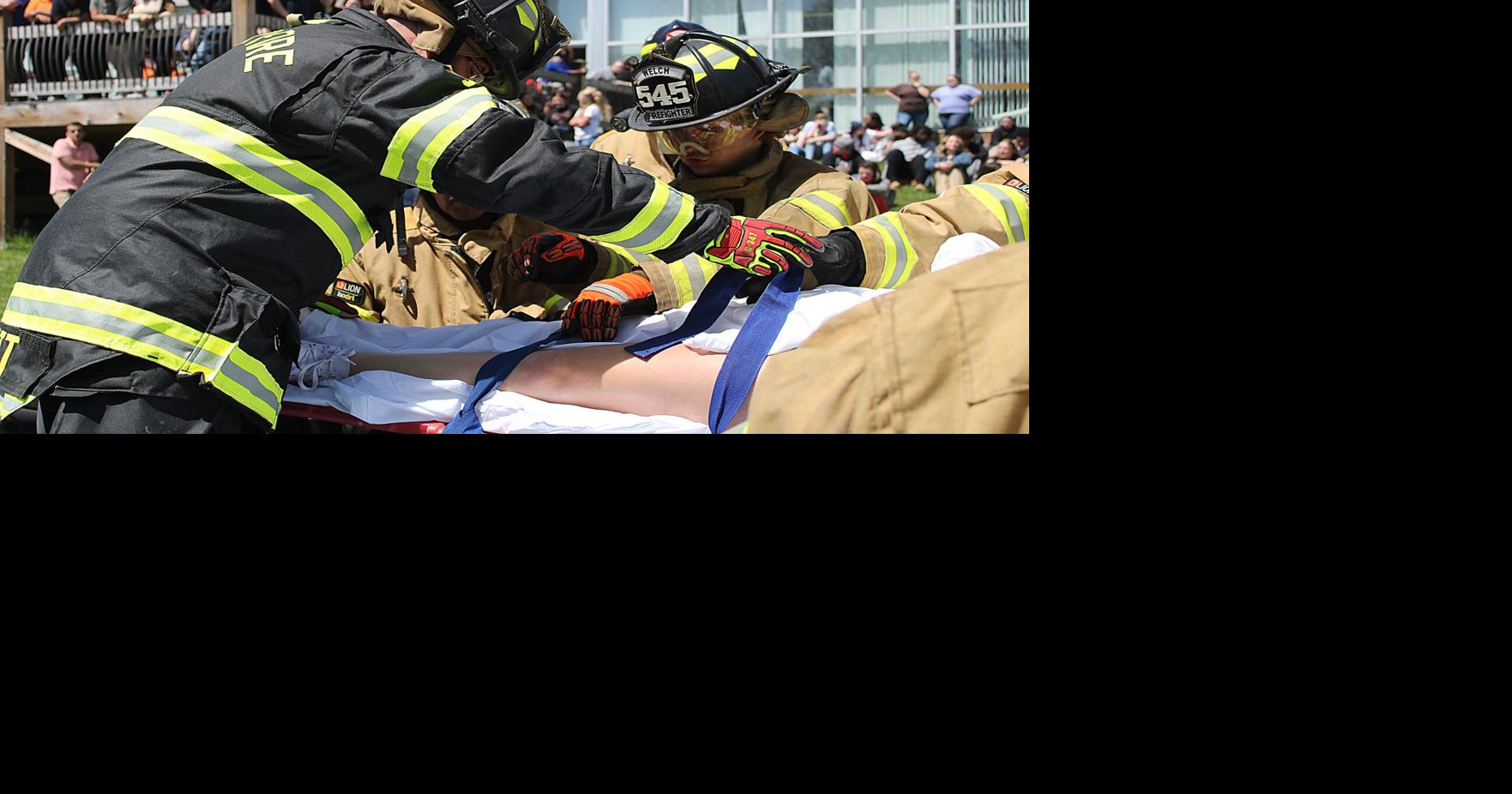DUI crash mock exercise shows high school students the dangers of DUI ...