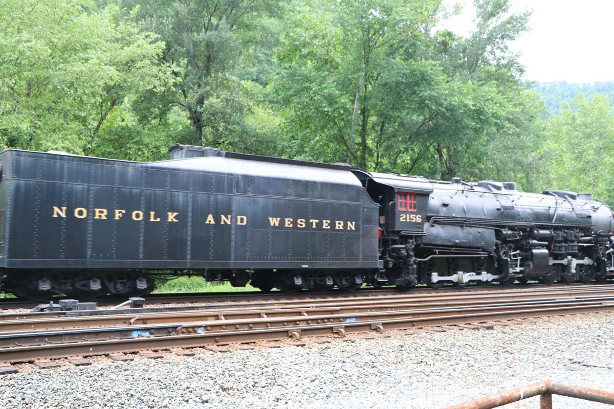 Slideshow: Vintage Norfolk Southern Steam engine is moved | Gallery ...