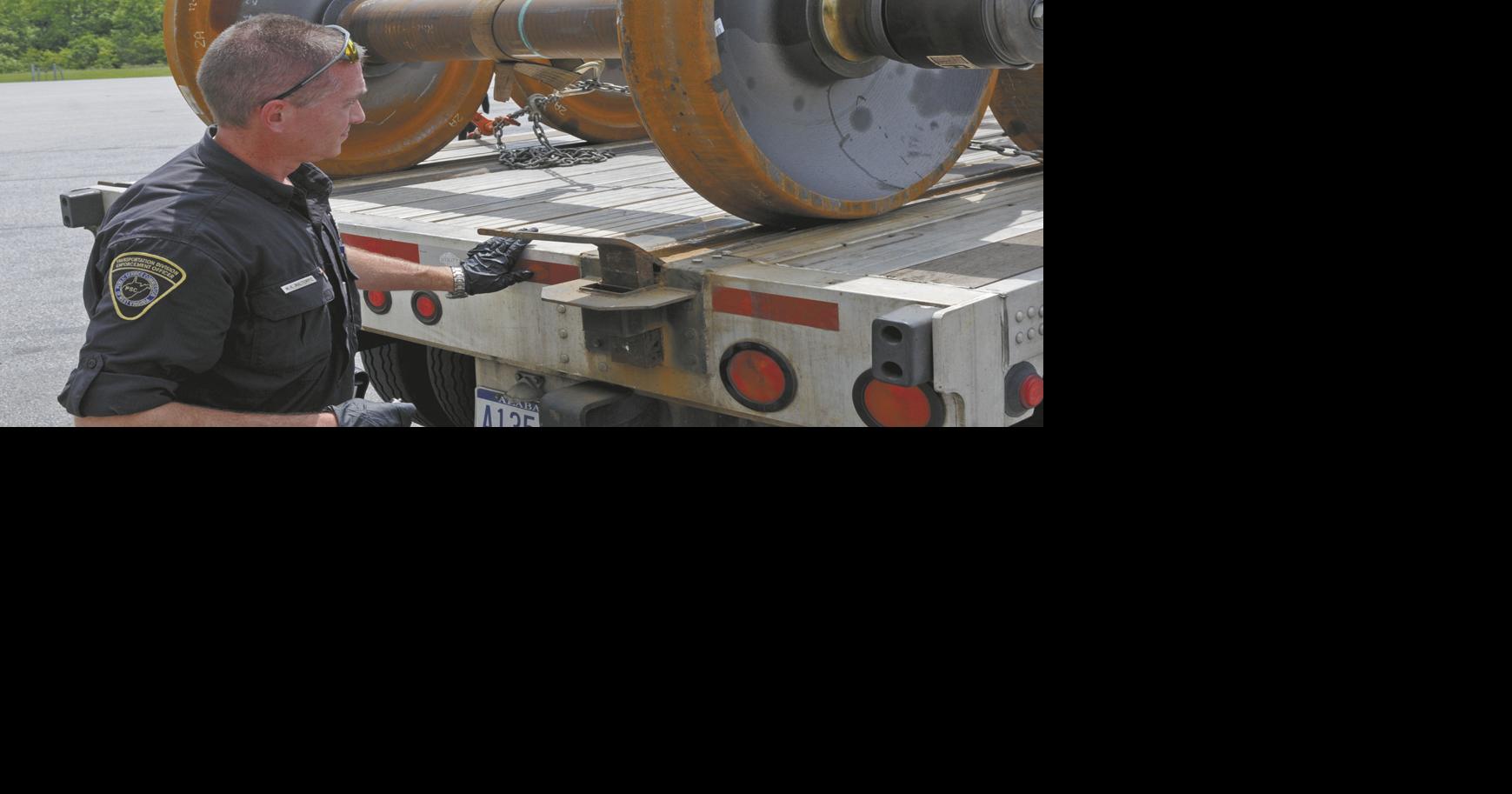 Transportation Officers perform traffic stops to inspect tractor ...