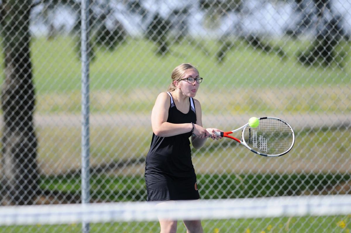 Lady O tennis downs Ralston | Prep Sports | beatricedailysun.com