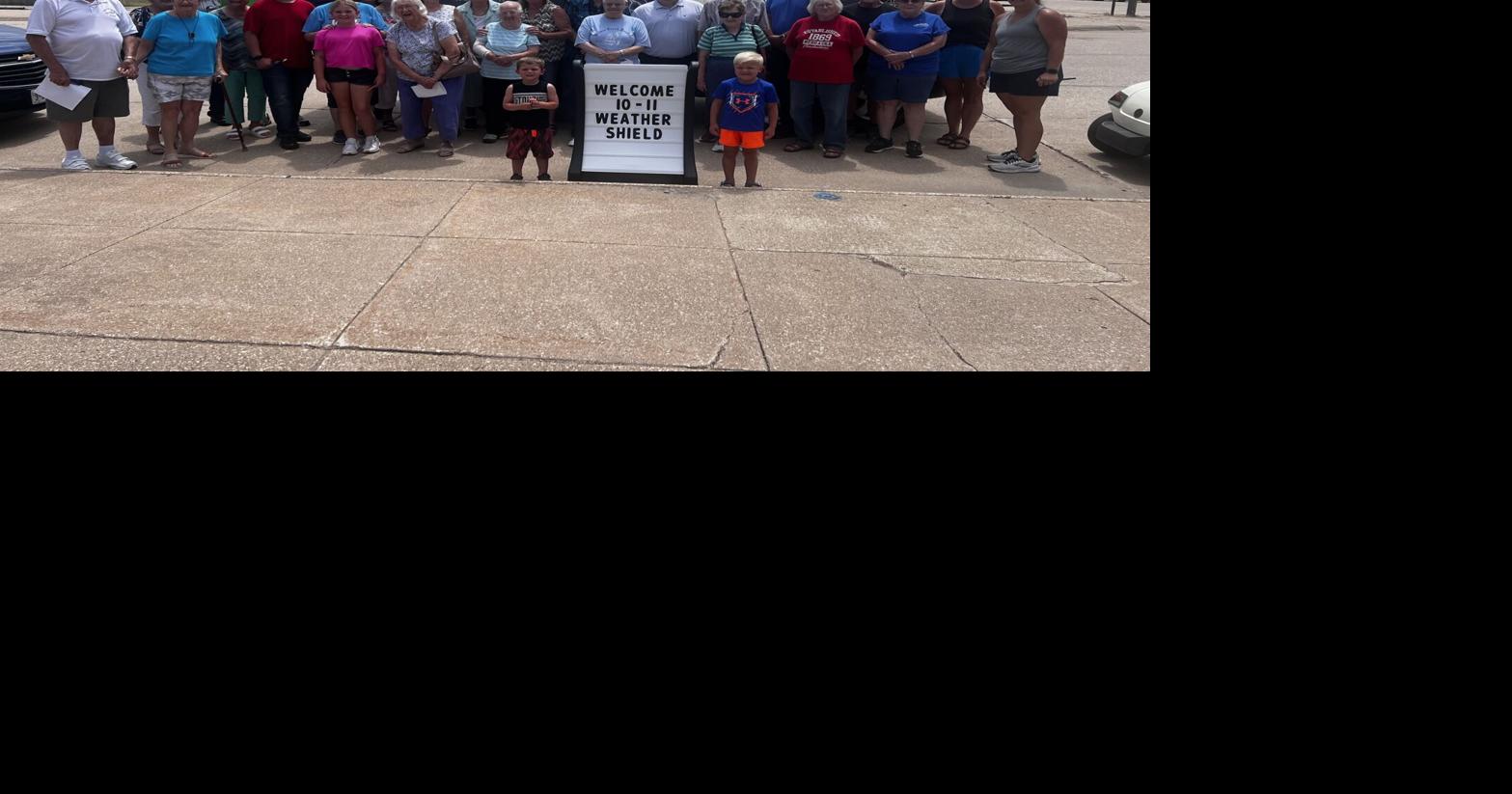 DeWitt learns about weather