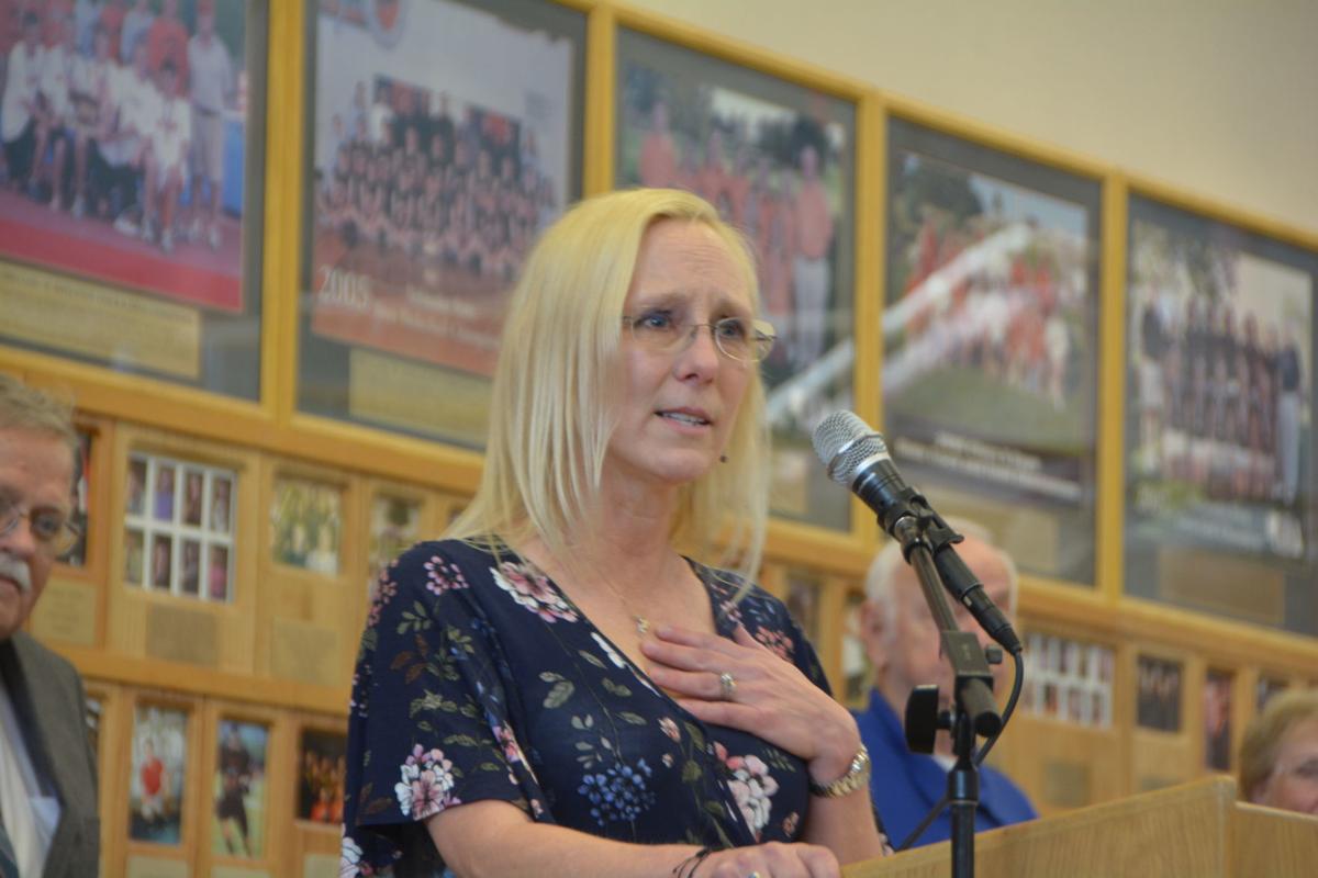 Ellis enters Beatrice Educational Hall of Fame