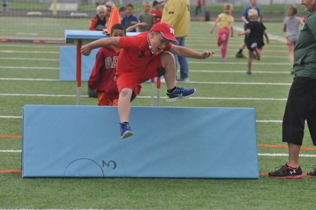 Students show their heart