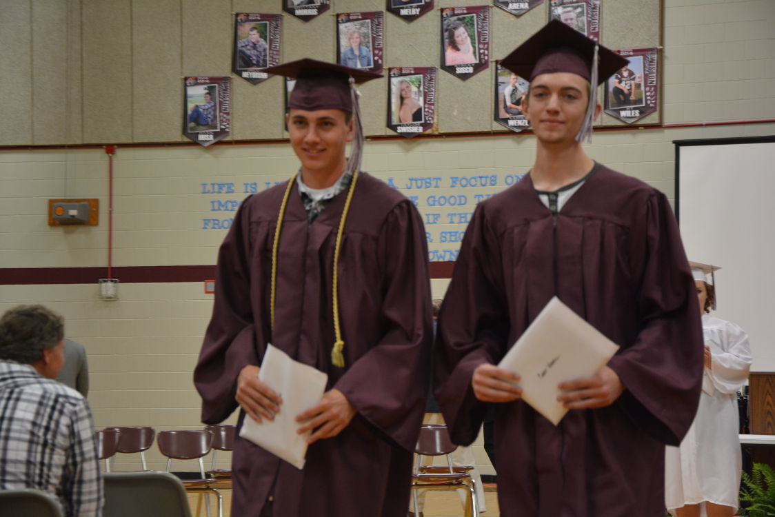Lewiston celebrates 12 graduates