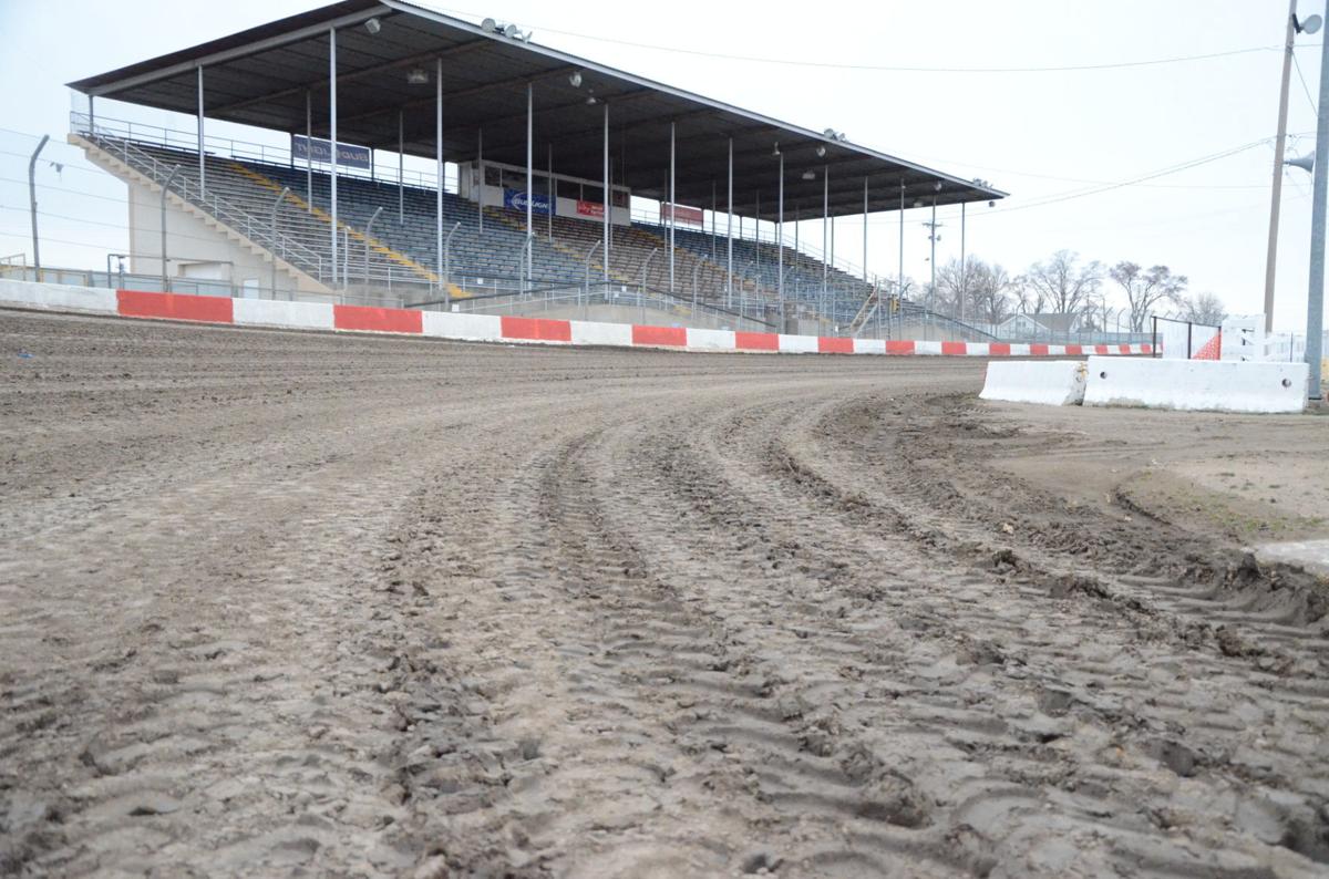 Revving up their engines | Local | beatricedailysun.com