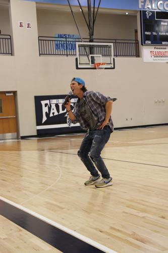 Joe Beckman entertains audience at Freeman