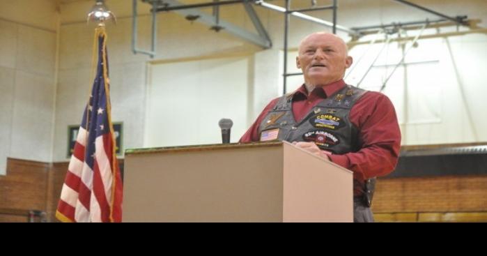 BMS students honor veterans