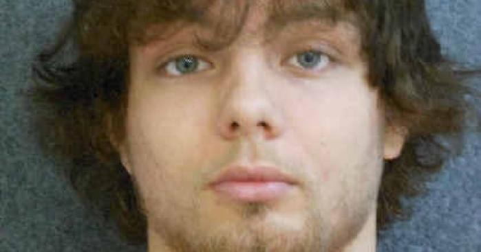 Inmate breaks window, threatens visitor