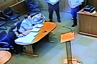 Doc suspected in Omaha killings waives extradition