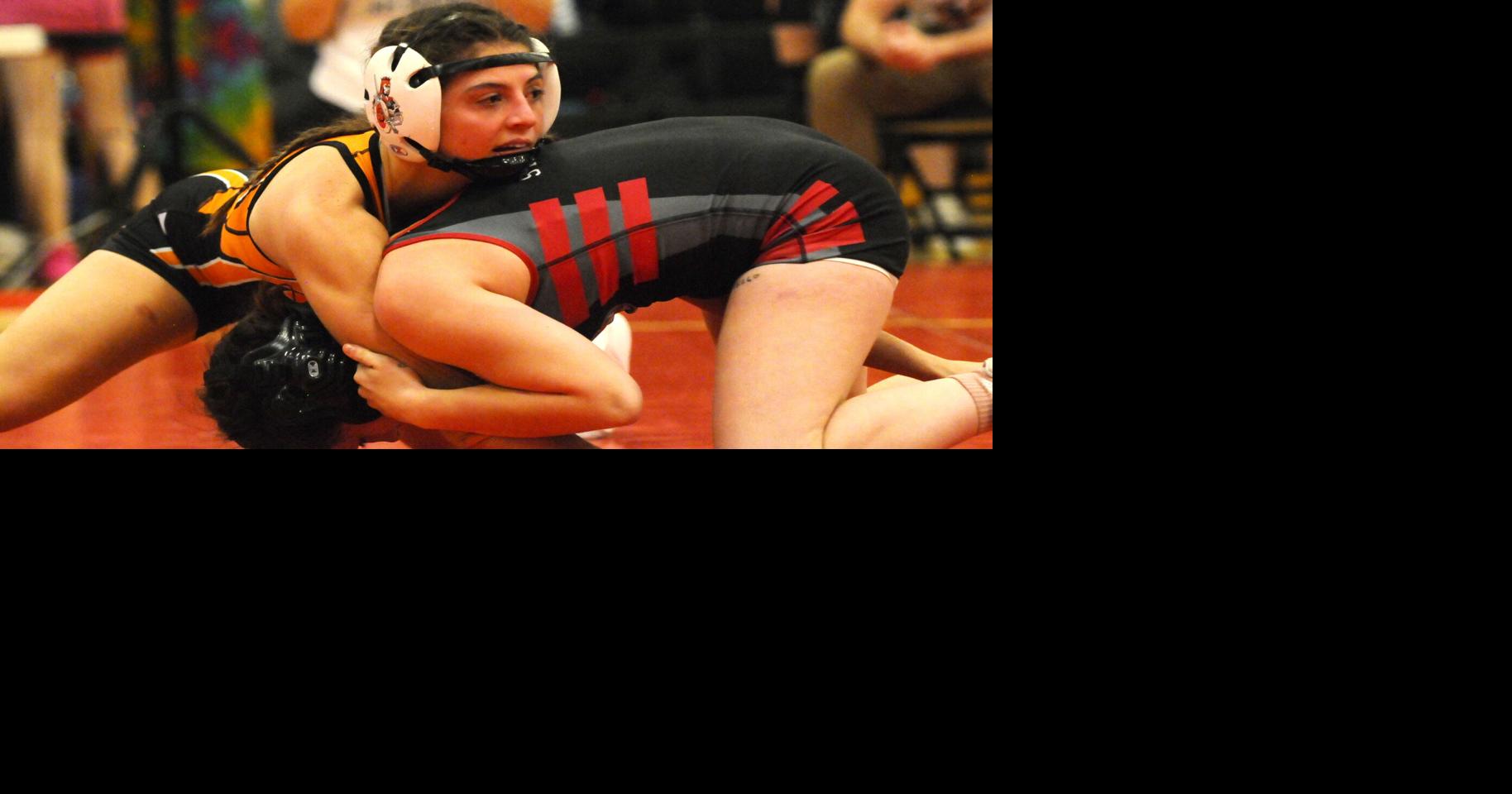 Lady O wrestlers win Fairbury Invite