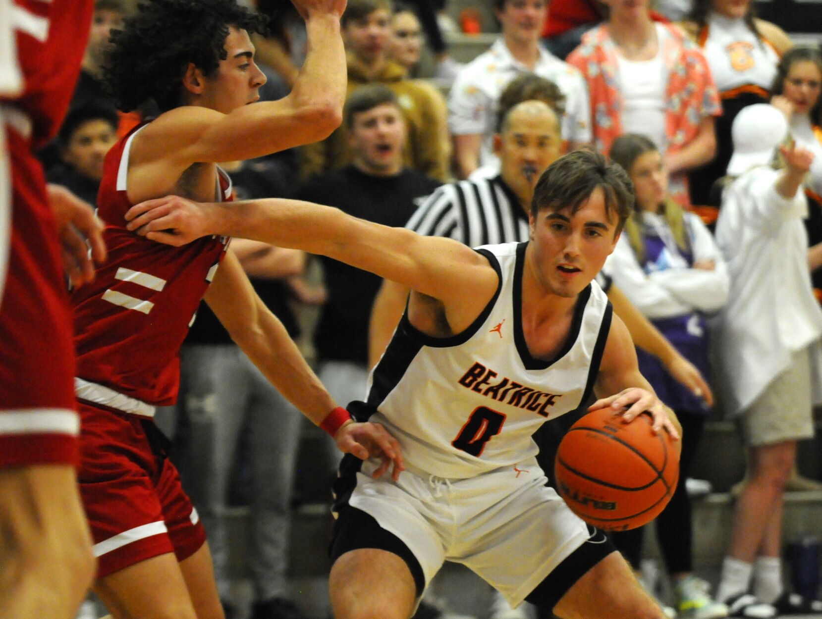 Shot at the buzzer misses as Orangemen fall to Platteview