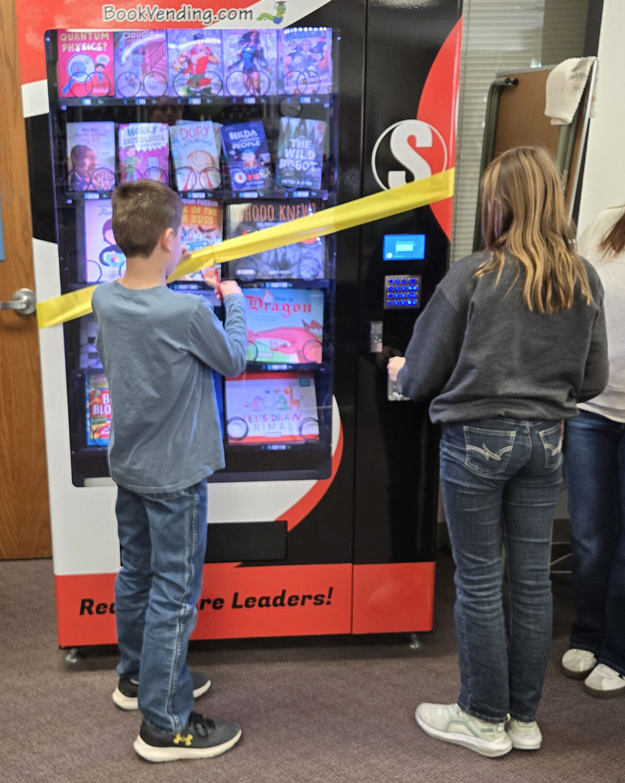 Book vending machine makes its debut at Southern Elementary
