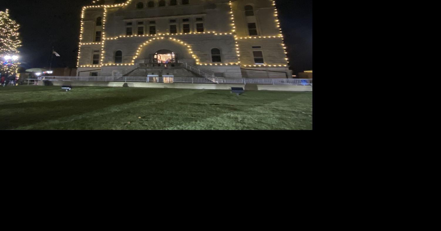 Annual Courthouse Lighting Ceremony held