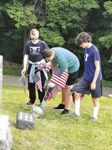 HHCS students help veterans | Local News | bedfordgazette.com