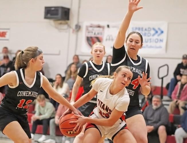 Township girls hold off Tussey Mountain, 49-44 | Local | bedfordgazette.com