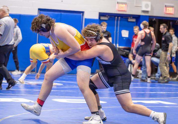 Clearfield leads Thomas after first day of tourney | Local ...