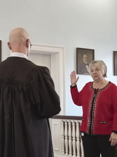 County elected officials take their offices | Local News ...