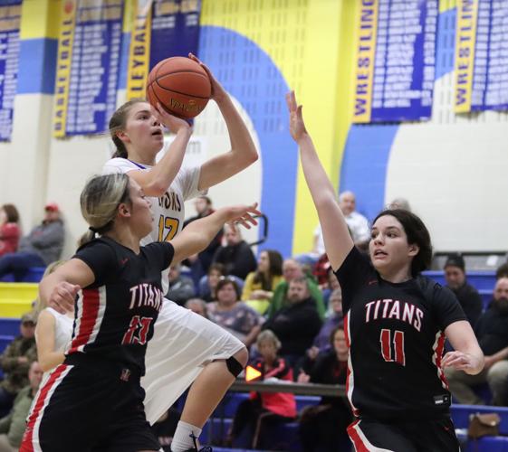 Chestnut Ridge girls open season with tourney win | Local ...