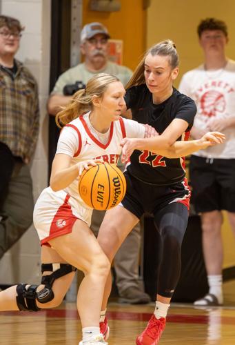 Everett uses second quarter run to top TM, 50-32 | Local ...