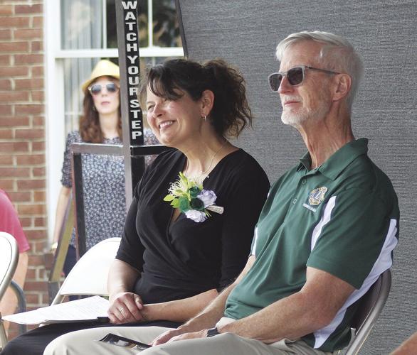 Brothers of Honor — Everett dedicates statue to two military heroes ...