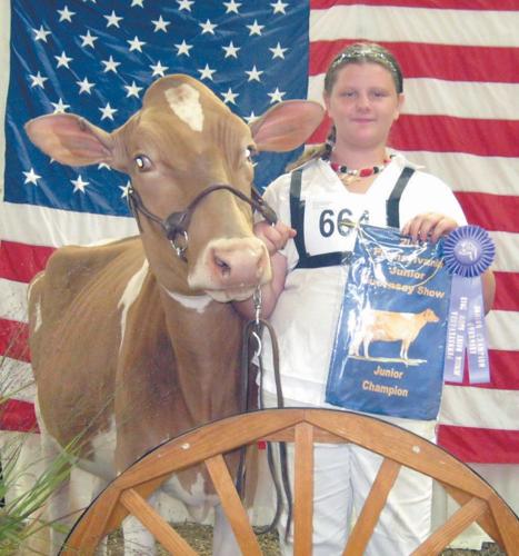 Walason shows winning cow | Local News | bedfordgazette.com